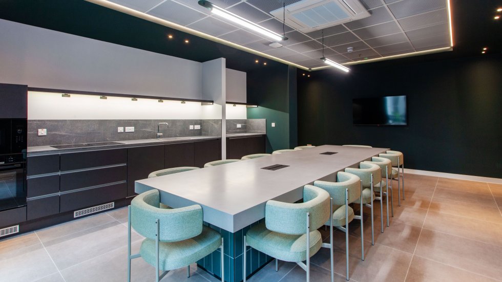 Sheares Hall Accommodation in Newcastle-under-Lyme